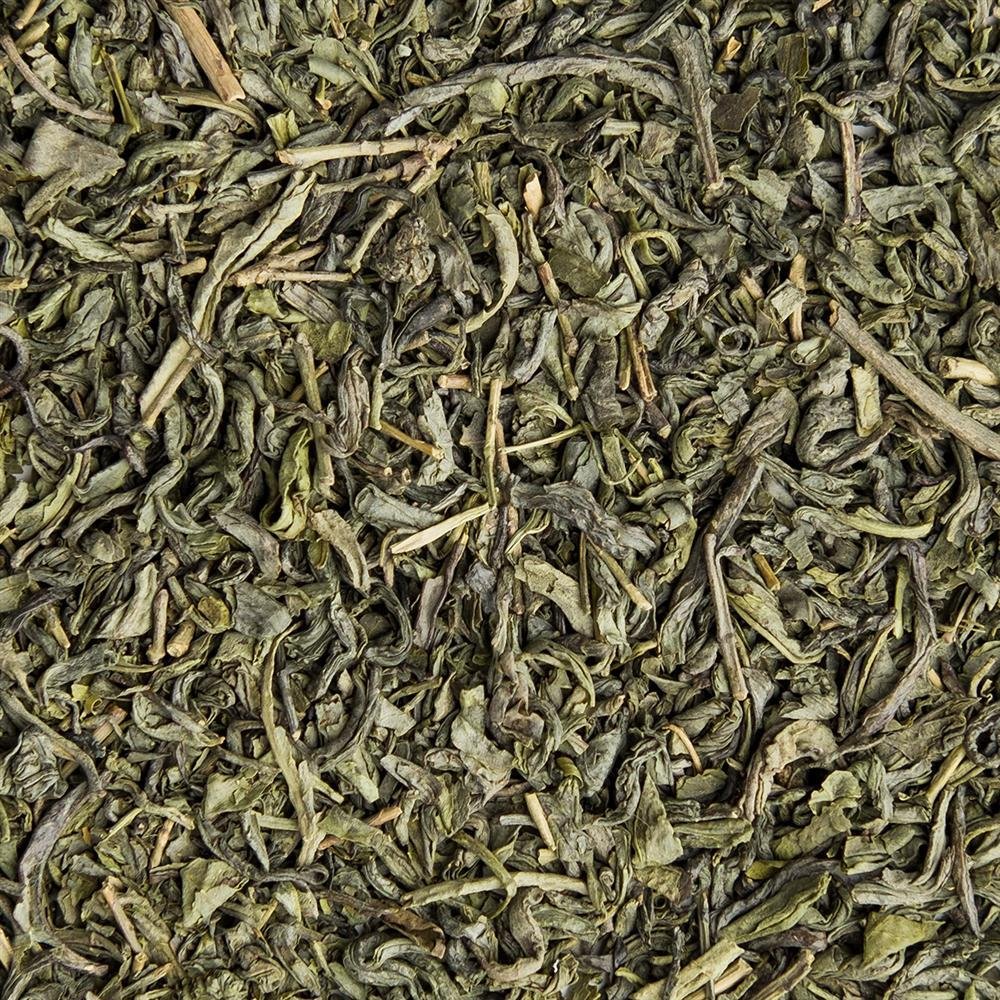 dry green tea leaves for matcha